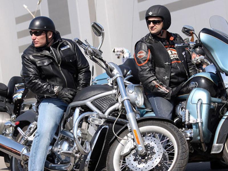 How To Have That Awesome Biker Outfit Car Reviews Rumors 2024